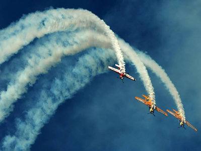 Două avioane s-au ciocnit la un show aviatic, în Portugalia, și unul ...